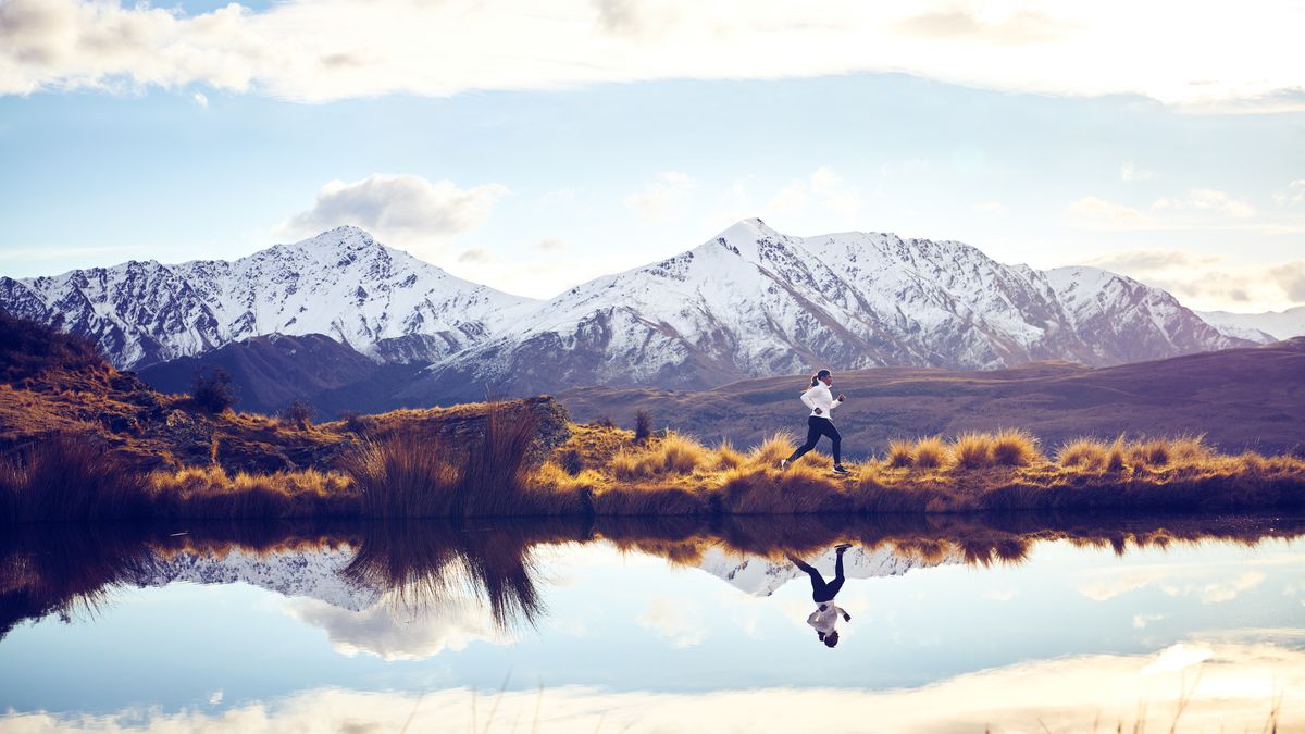 Athleta Mobile App Brings the Catalog to Your Phone | Gap Inc.