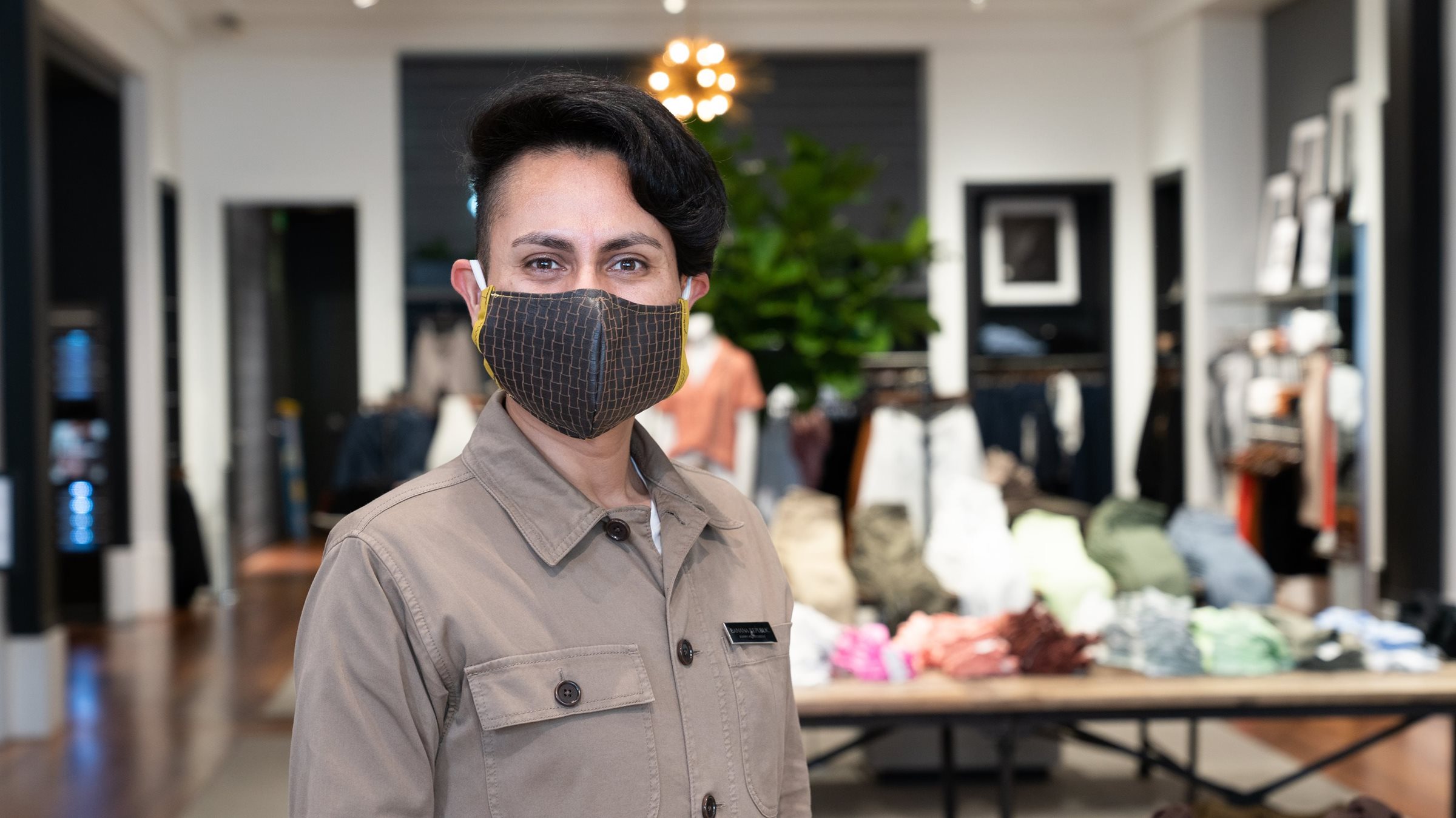 We're All in This Together: An Update on Our Store Mask Policy | Gap Inc.